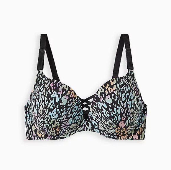 torrid | Intimates & Sleepwear | Nwt Xo Plunge Smooth 36 Back Smoothing ...